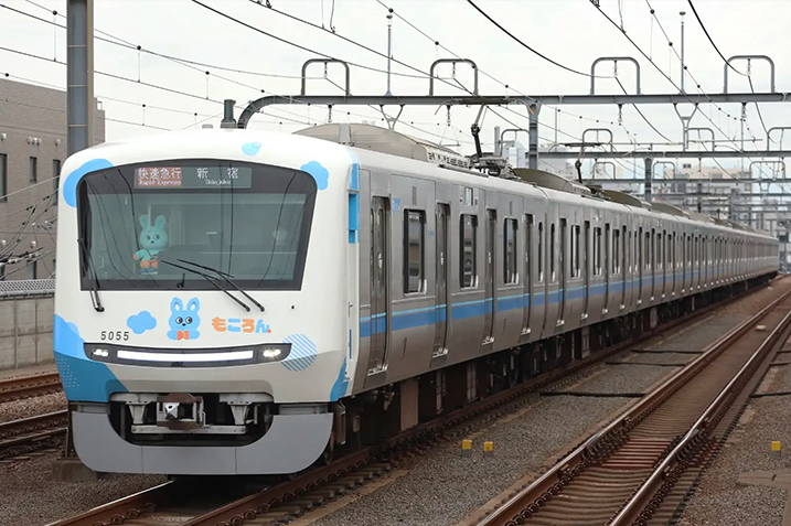 【小田急まなたび鉄道倶楽部】小田急子育て応援マスコット「もころん」に会える！「もころん号」乗車＆撮影会ツアー｜小田急トラベル（小田急旅の予約サイト）